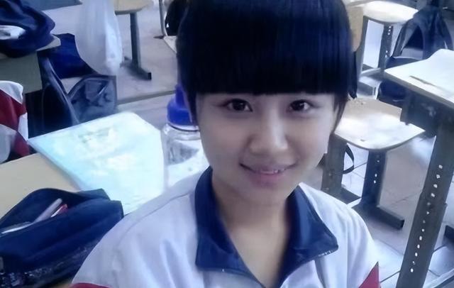 The early unpackaged photos of celebrities were exposed. They looked ...