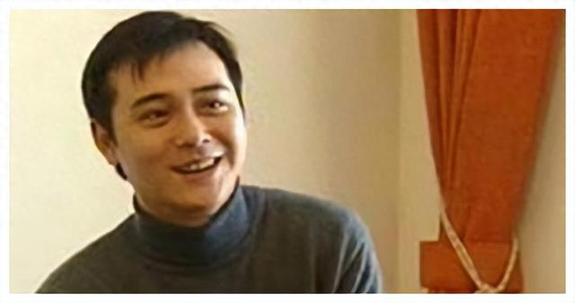 Ruan Xun: He is handsome and has good acting skills. He desperately ...