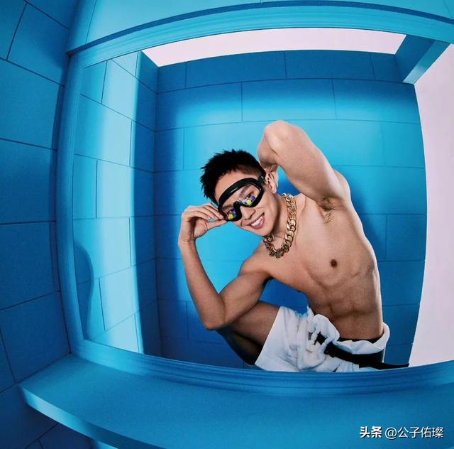 Huang Xiyan was out of the entertainment industry in "Feng Shen", but ...