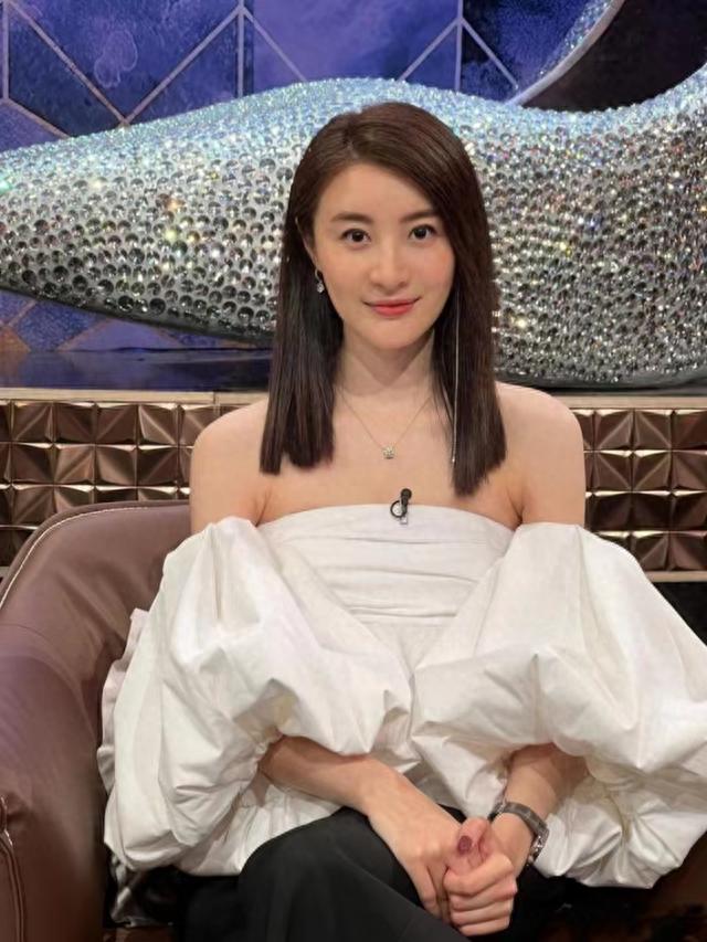 Lin Xiawei: TVB TVB actress who graduated from Chinese drama - iNEWS