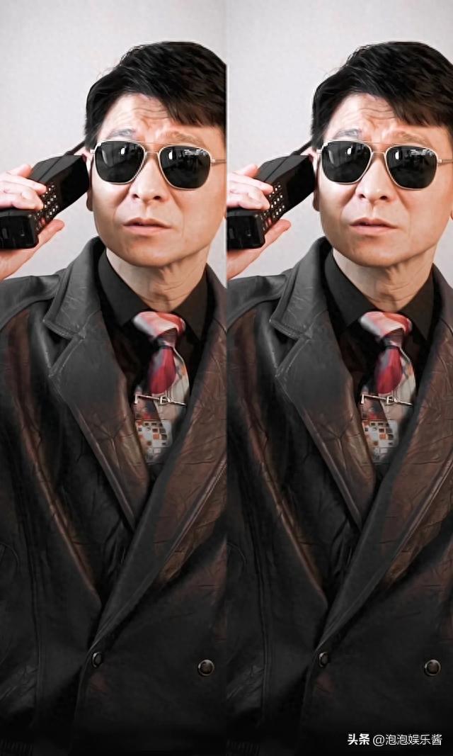 Andy Lau said that it was the first time he wore such a flowery look ...