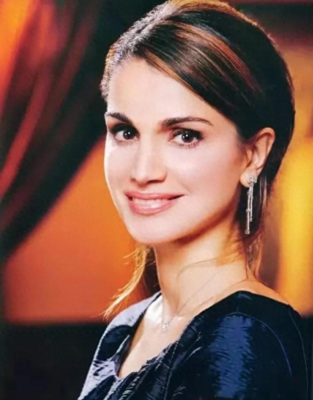 The Queen of Jordan, who speaks for Palestine, is not an ordinary ...