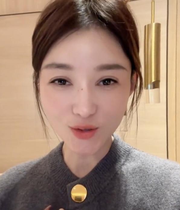 Internet celebrity Meng Jie announced that she is pregnant with her seventh child! Living in a ...