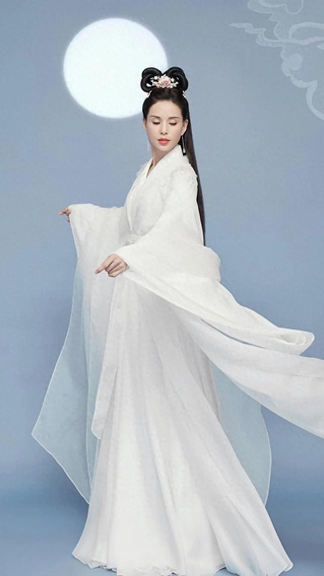 Li Ruotong, over fifty years old, still has good temperament - iMedia