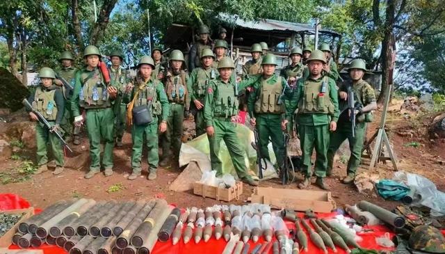 Strikingly similar, the Kokang Alliance Army has 4 brigades and 3 major ...