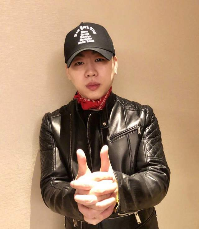 Popular singer Hu Yanbin: My father died young, but I returned my ...