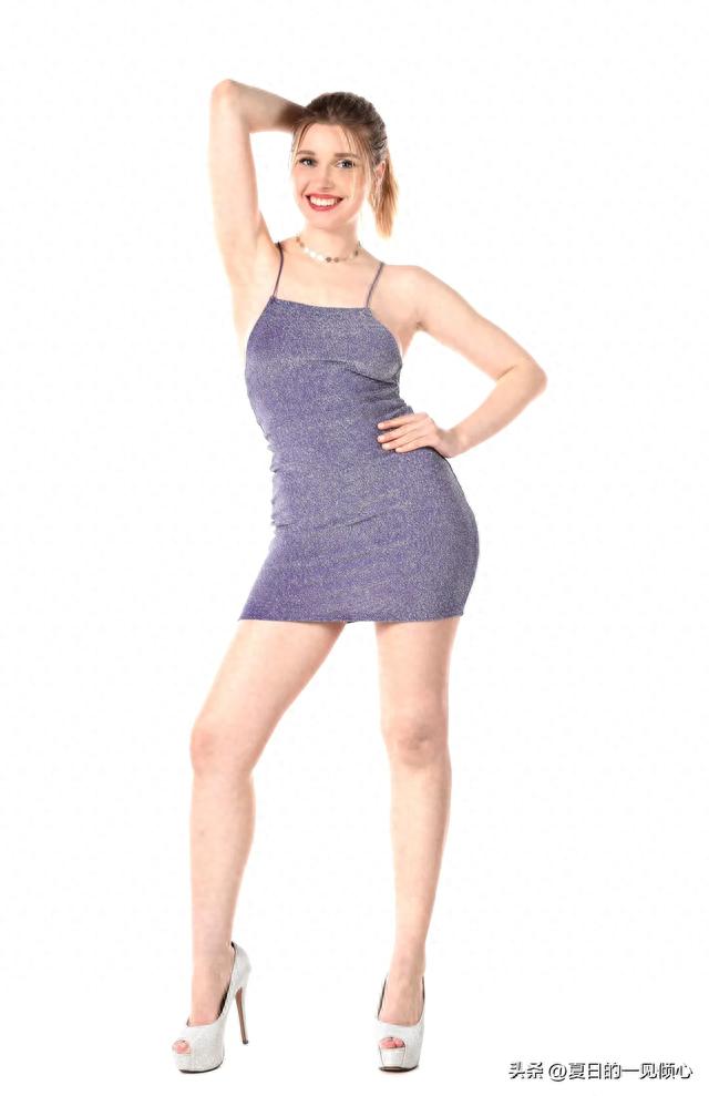 Russian fairy Freya Mayer - iNEWS