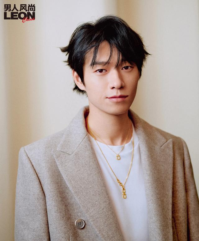 This summer's biggest dark horse: Wei Daxun's men's fashion September ...