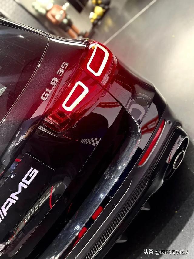 Mercedes-Benz AMG GLB35 has practical space, excellent performance ...