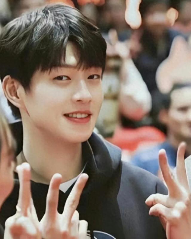 Wei Daxun: a rising star in China's entertainment industry - iNEWS