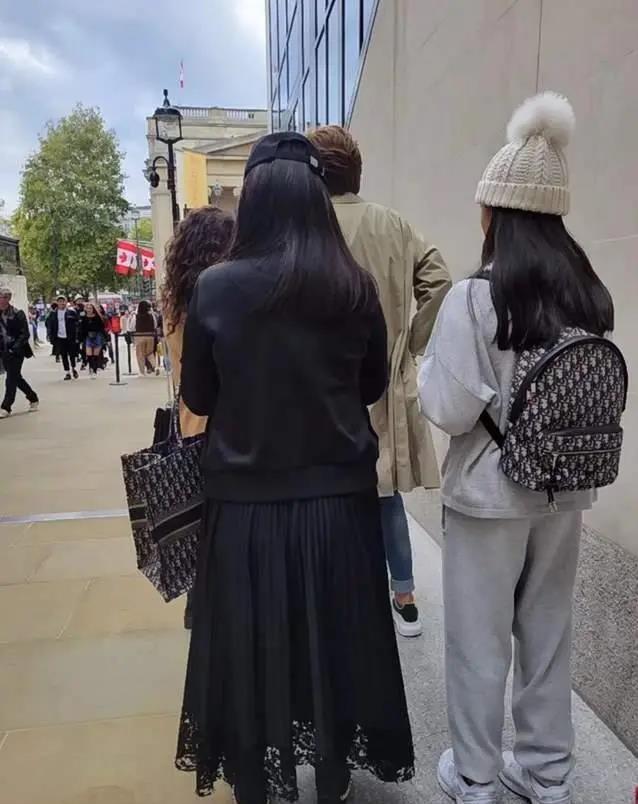 47-year-old Li Xiang: Her weight has soared due to her forward and ...