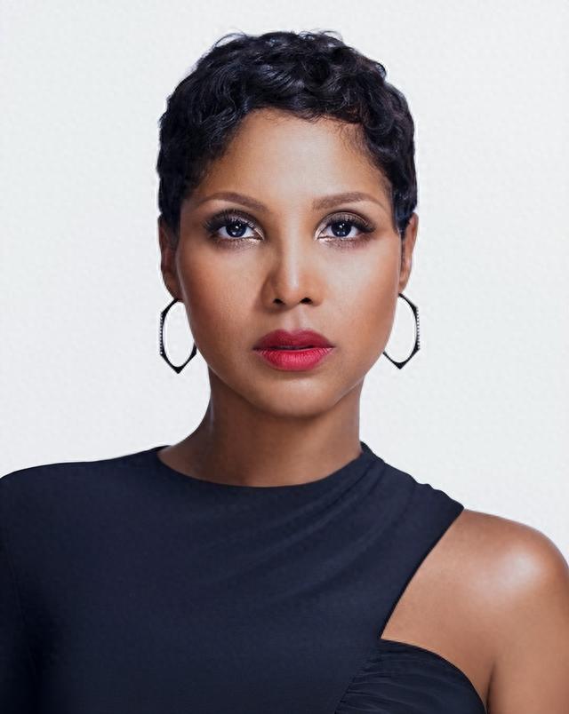 A music CD every day 0185 "secrets·Tony Biaxton" - iNEWS