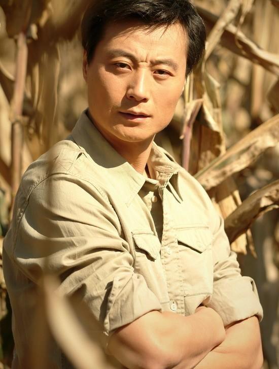Actor Ren Chengwei: Married Huang Lei and lived in the basement ...