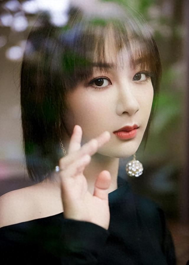 Yang Zi's appearance has soared, and netizens exclaimed that she has ...