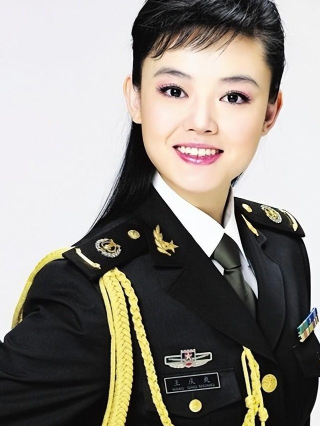 A bold, sassy and refreshing military female singer, so cool! - iMedia