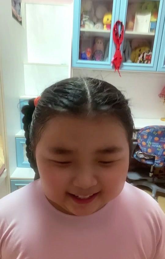 Child star Li Xinrui: She became popular at the age of 4, but she ...