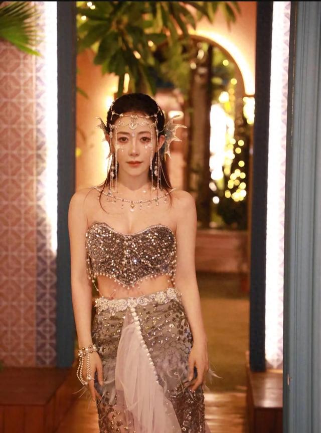 Chen Zihan transforms into a mermaid princess, overflowing with charm ...