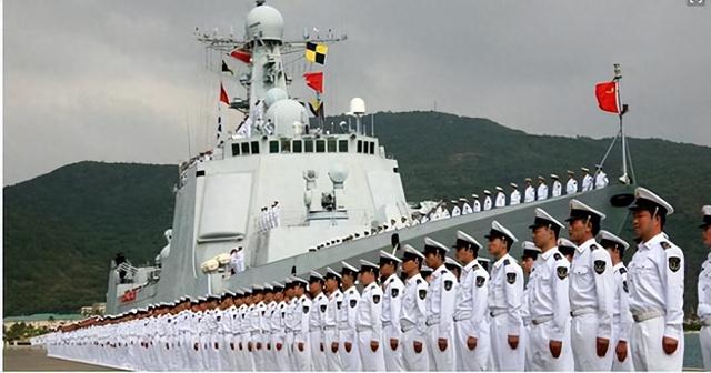 Two Type 055 cruisers of the Chinese Navy arrived in the Persian Gulf ...