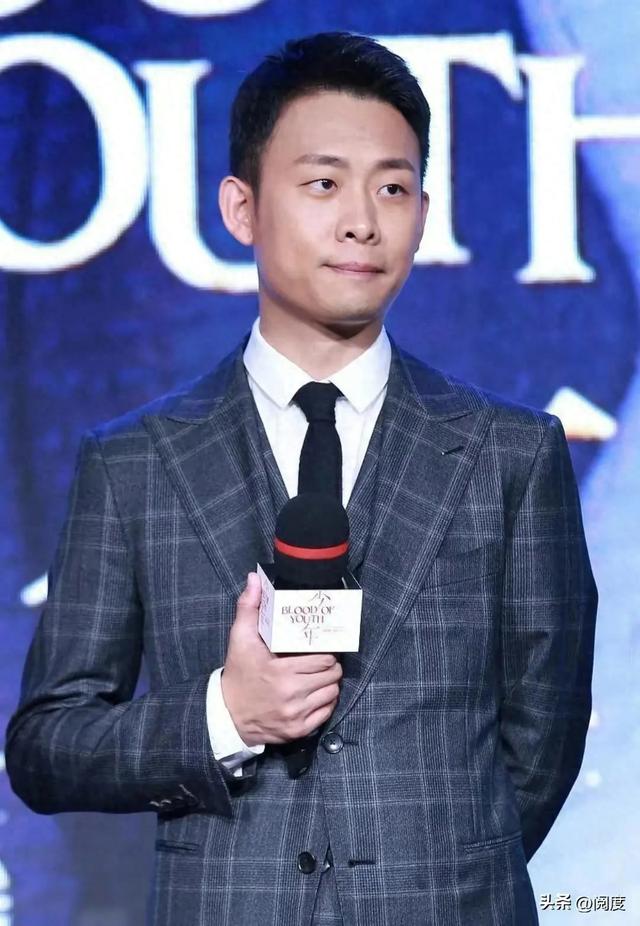 Controversy over actor Zhang Yi's road show: Refusing to sign the ...